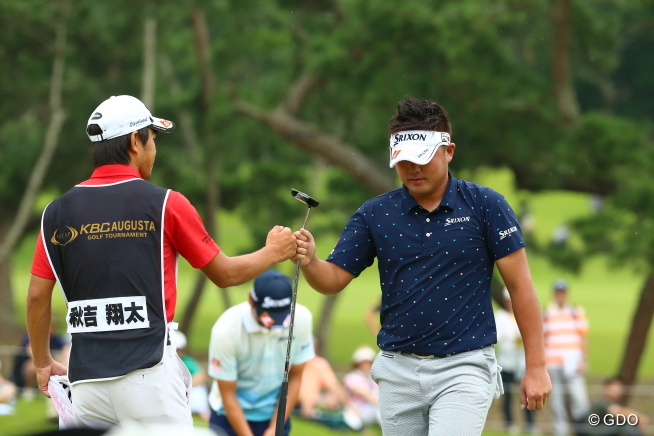 2015年 RIZAP KBCオーガスタゴルフトーナメント 3日目 秋吉翔太｜GDO ゴルフダイジェスト・オンライン