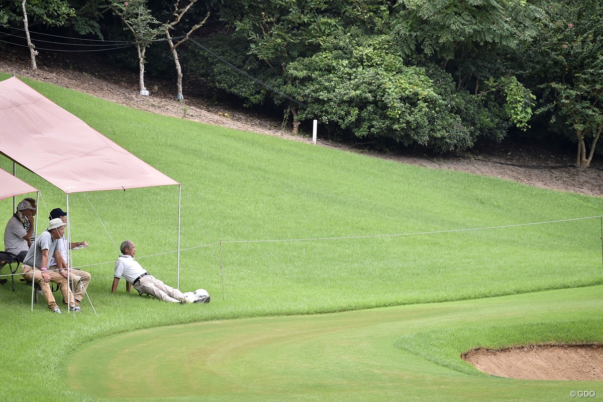 2019年 RIZAP KBCオーガスタゴルフトーナメント 2日目 ギャラリー｜GDO ゴルフダイジェスト・オンライン