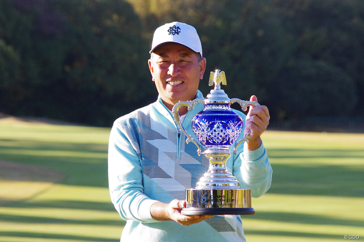 初の賞金王へ 篠崎紀夫が3週連続Vに挑戦【国内シニアツアー PGA】｜GDO ゴルフダイジェスト・オンライン