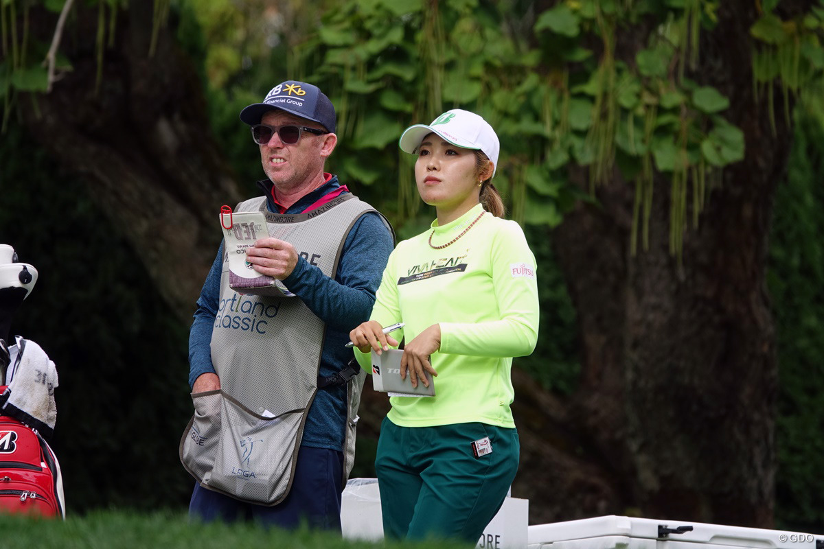 あわや“ダボ”にも負けず 古江彩佳が「69」で首位と2打差 【LPGAツアー 米国女子】 ｜GDO ゴルフダイジェスト・オンライン