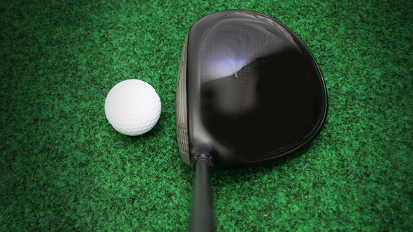 460ccではあるものの極端に大きく見えない投影面積「B2HT」｜GDO ゴルフギア情報