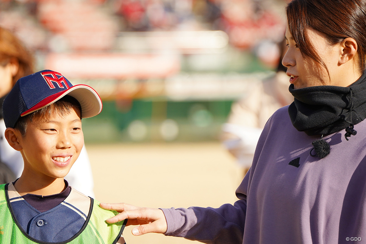 2023年 渋野日向子杯 岡山県小学生ソフトボール大会 渋野日向子｜GDO ゴルフダイジェスト・オンライン