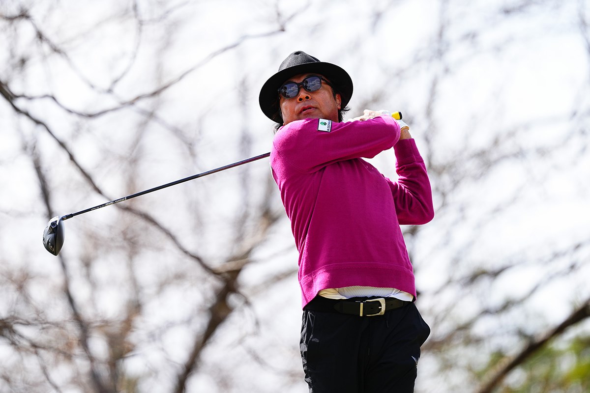 片山晋呉と久保谷健一が首位でシニア開幕戦の最終日へ 【国内シニアツアー PGA】 ｜GDO ゴルフダイジェスト・オンライン