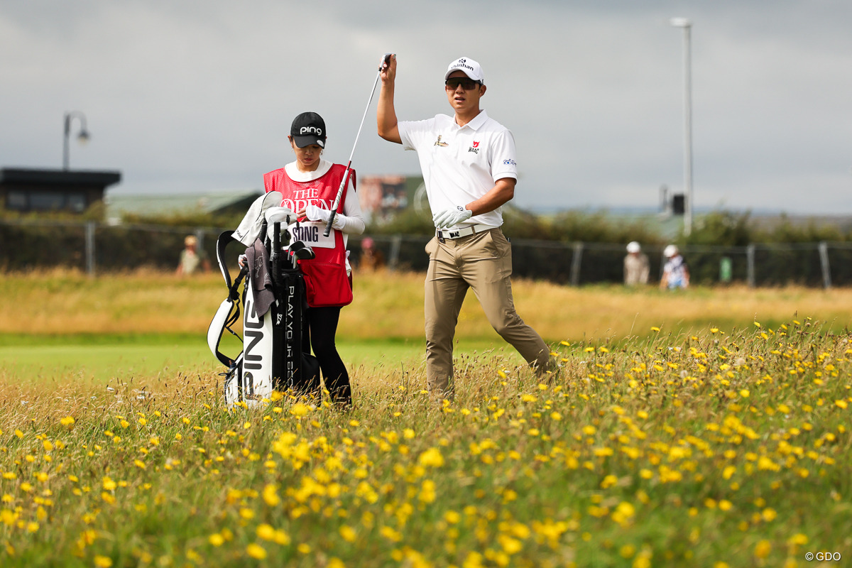 画像詳細 2025年 全英オープン 2日目 ソン・ヨンハン 松山英樹は「69」で51位に浮上 河本力、金谷拓実も予選通過 シェフラーがメジャー3冠へ単独首位 【2025年 全英オープン ...